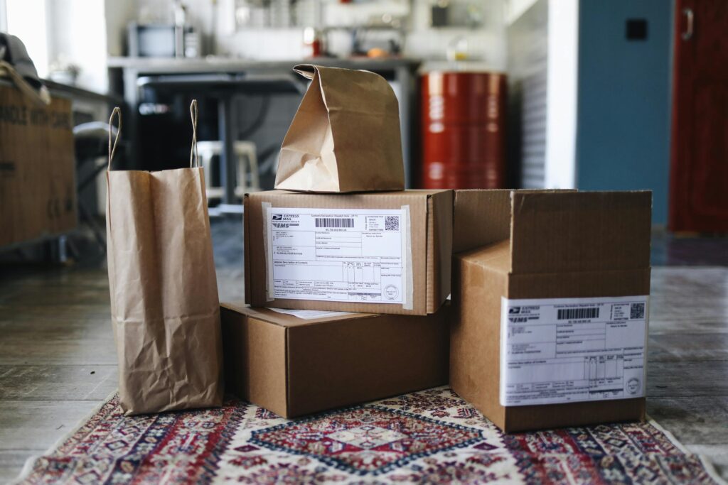 Effortless Parcel Delivery Management | Unify LIV